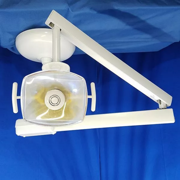 Midmark Knight Model L Ceiling Mounted Dental Light