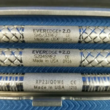 Hu-Friedy Dental Hygienist’s Instrument Metal Kit