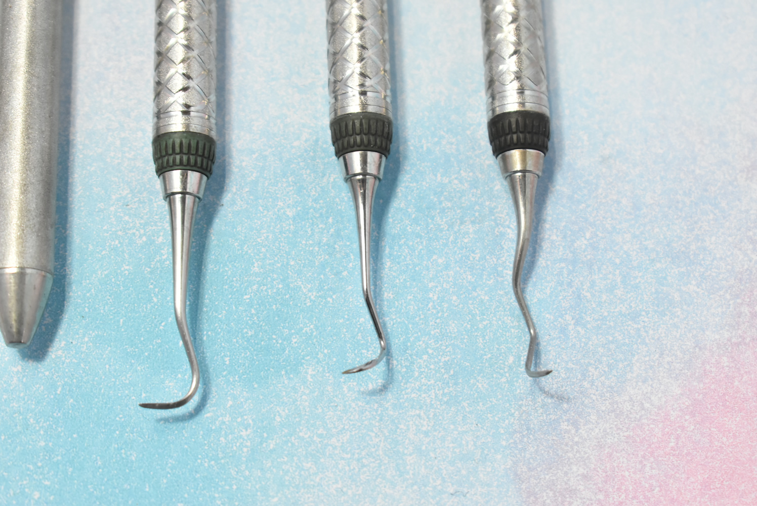 Explorer / Probe, Mirror & 3 Scalars – Hu Friedy Dental Instruments